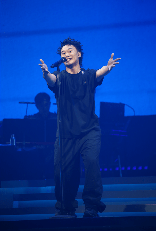 Eason陈奕迅第19、20场演唱会圆满成功，明日加场演唱会正式开售 - 360娱乐，你开心就好