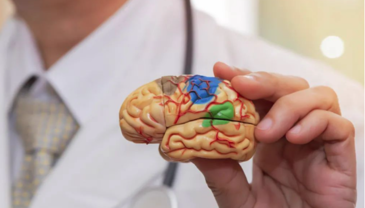 230斤一觉醒来脑梗